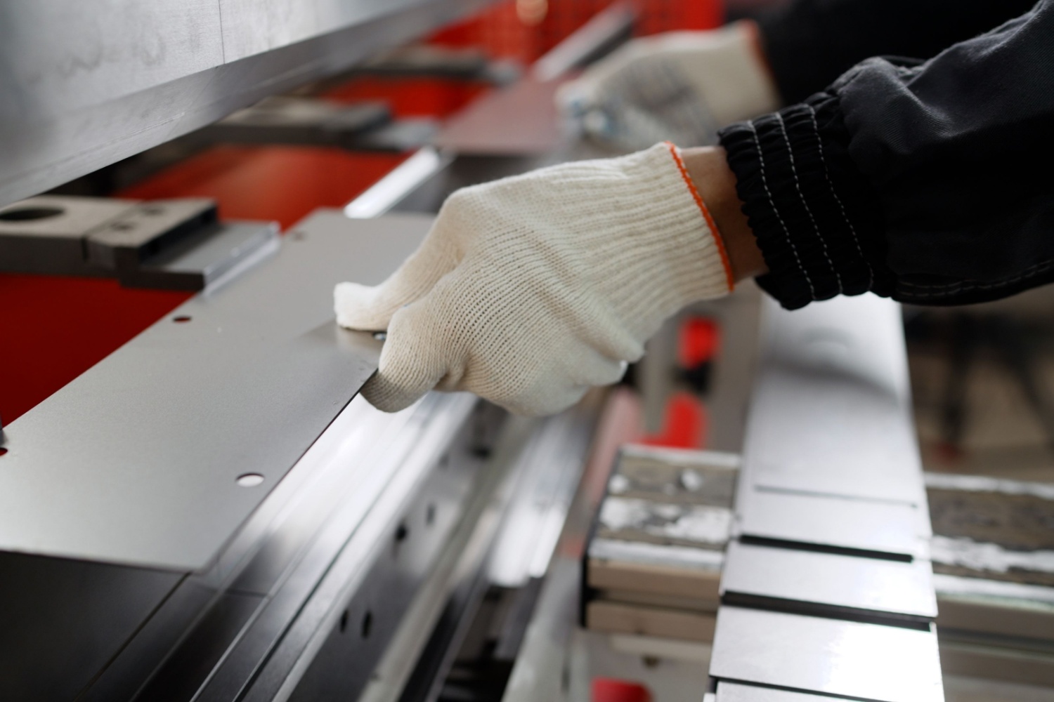 Gauge to MM Sheet Metal Guide | The Metal Store